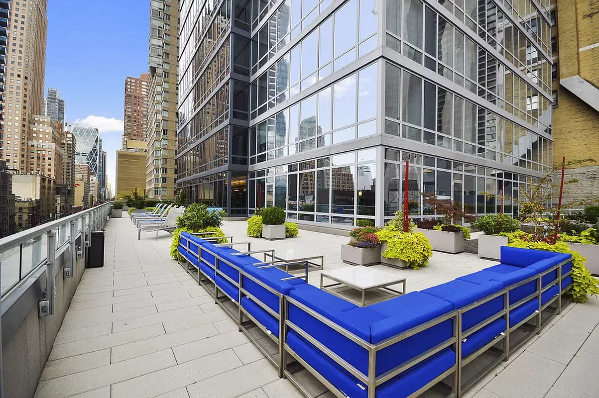 247 West 46th Street #3004 in Midtown, Manhattan | StreetEasy