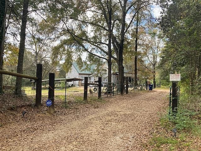 2755 Lowman Loop, Dozier, AL 36028 | Zillow