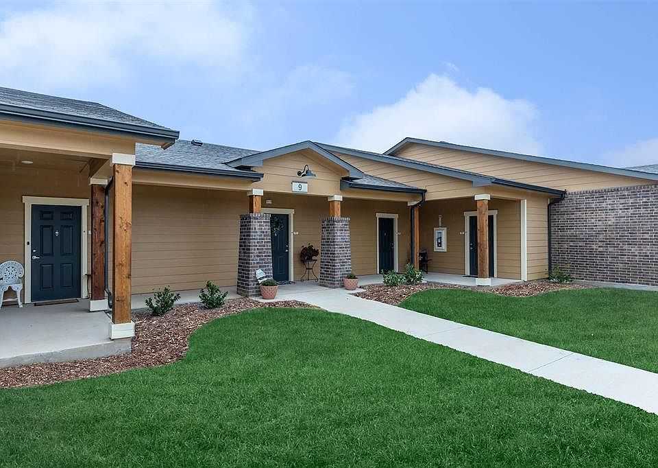 227 Buchanan Rd, Decatur, TX 76234 | Zillow