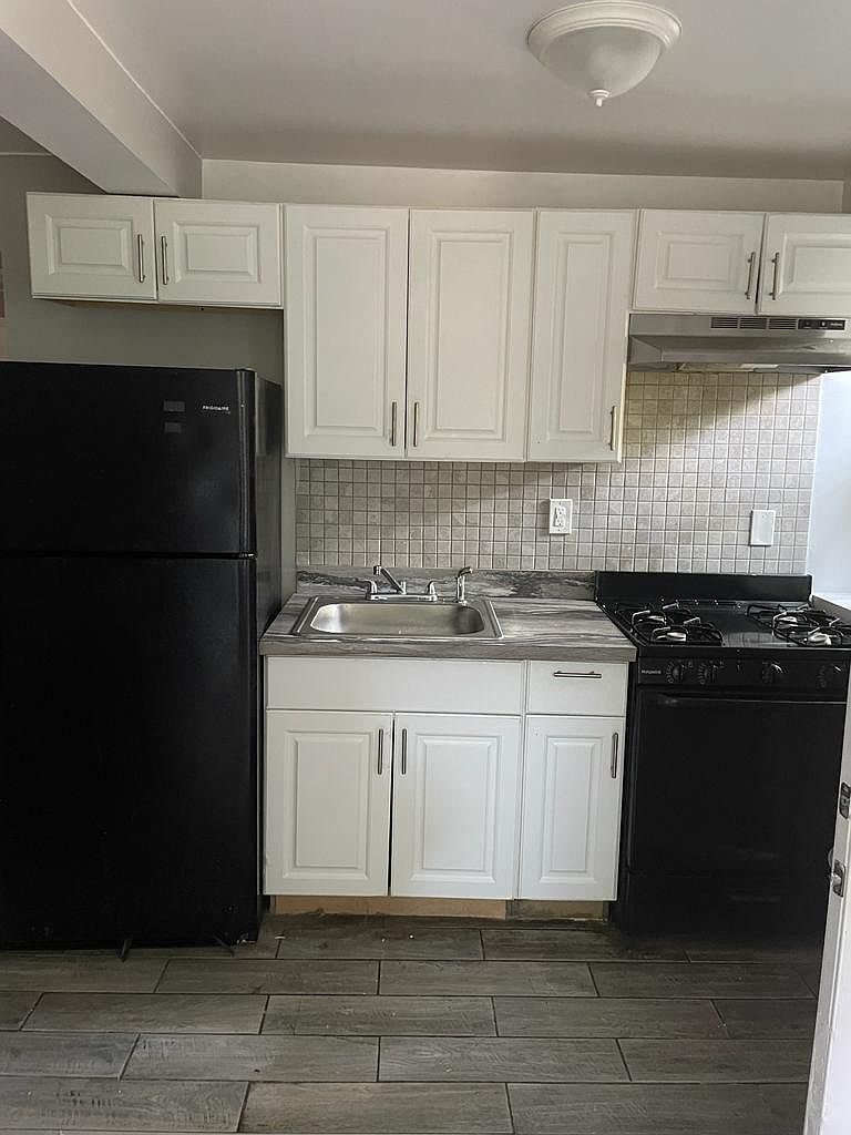 125 Lake St #2, Spring Valley, NY 10977 | Zillow