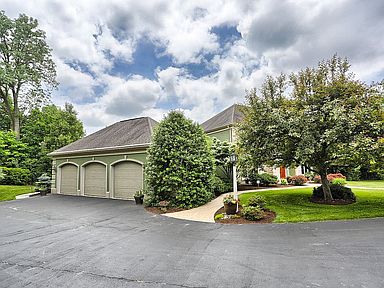 275 Edgemere Dr, Lancaster, PA 17601 | Zillow