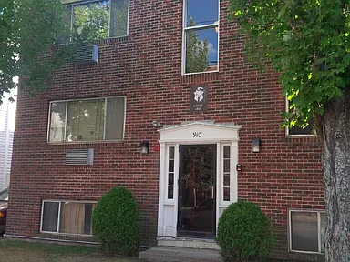 910 Park Ave Cranston RI | Zillow