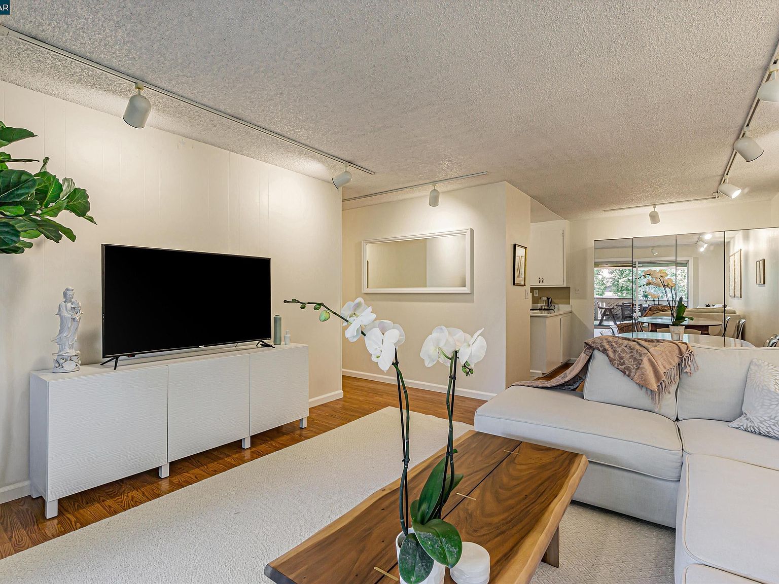 1305 Boulevard Way APT 314, Walnut Creek, CA 94595 | MLS #41067417 | Zillow