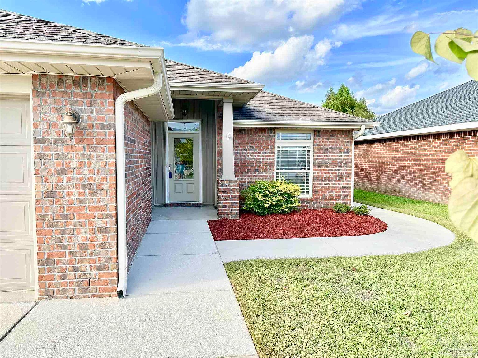 2422 Flintstone Dr, Cantonment, FL 32533 | Zillow