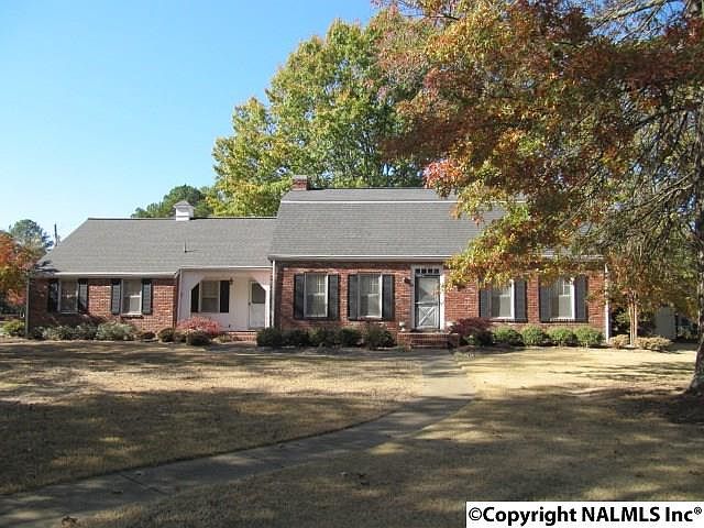 1009 E Alabama Ave, Albertville, AL 35950 | Zillow