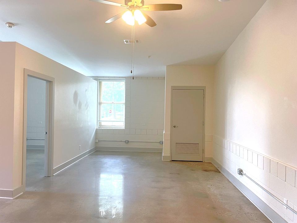 3010 W 7TH ST Little Rock AR | Zillow