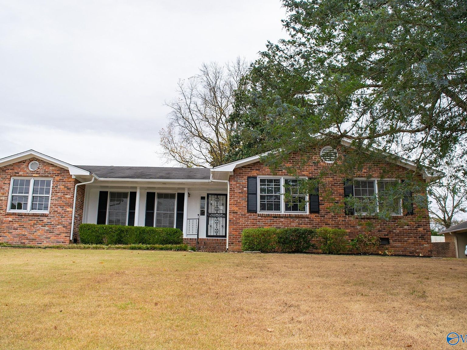 7621 Peacock Dr SW, Huntsville, AL 35802 | MLS #21865755 | Zillow