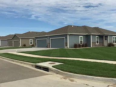 StoneHawk Duplexes - 2300 Stone Hawk Ct Lawrence KS | Zillow