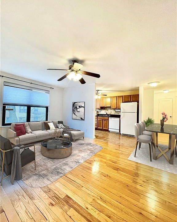 9 Terrace Cir APT 3B, Great Neck, NY 11021 | Zillow