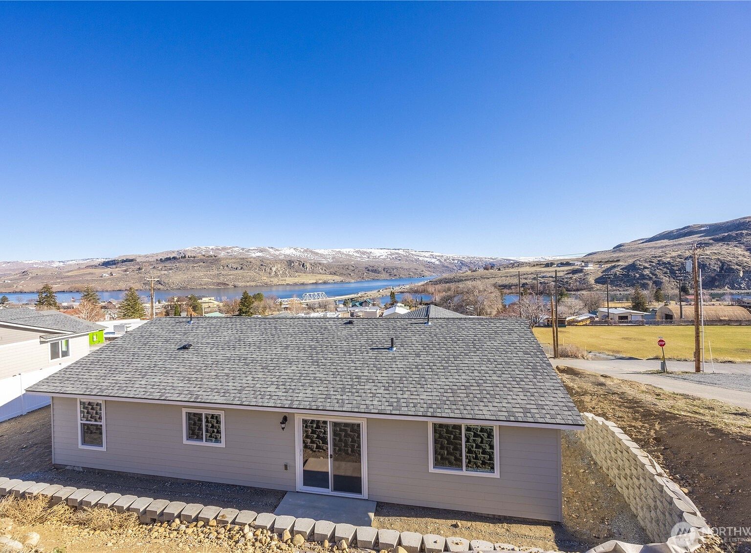 358 Ives Street, Pateros, WA 98846 | MLS #2343323 | Zillow