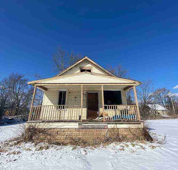 9633 Bessemore St, Detroit, MI 48213 | Zillow