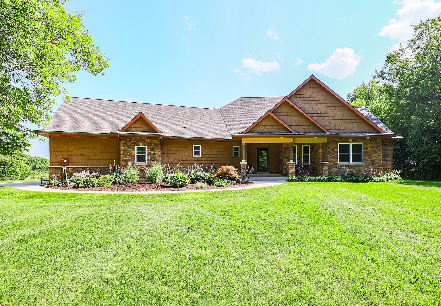 9434 84th St SE, Alto, MI 49302 | MLS #23028965 | Zillow