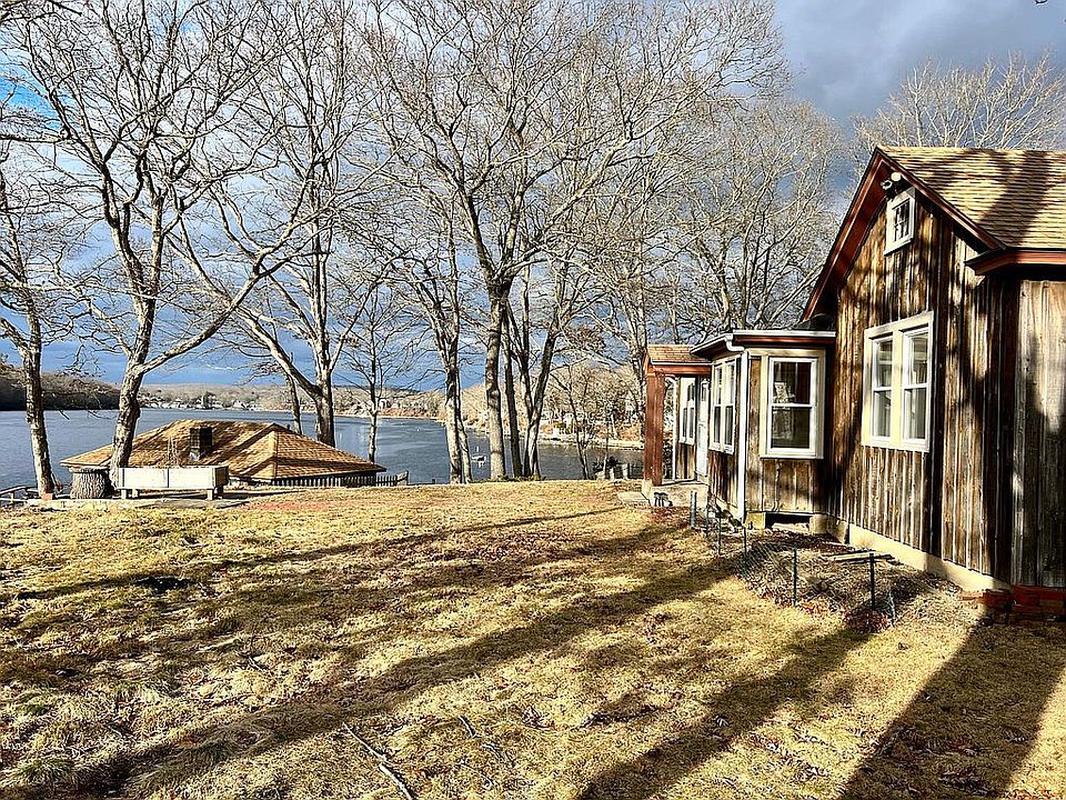 9 Riverside Dr Waterford, CT, 06385 - Apartments for Rent | Zillow