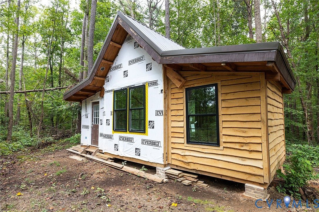2095 Varick Chapel Rd, Kenbridge, VA 23944 | MLS #2525258 | Zillow