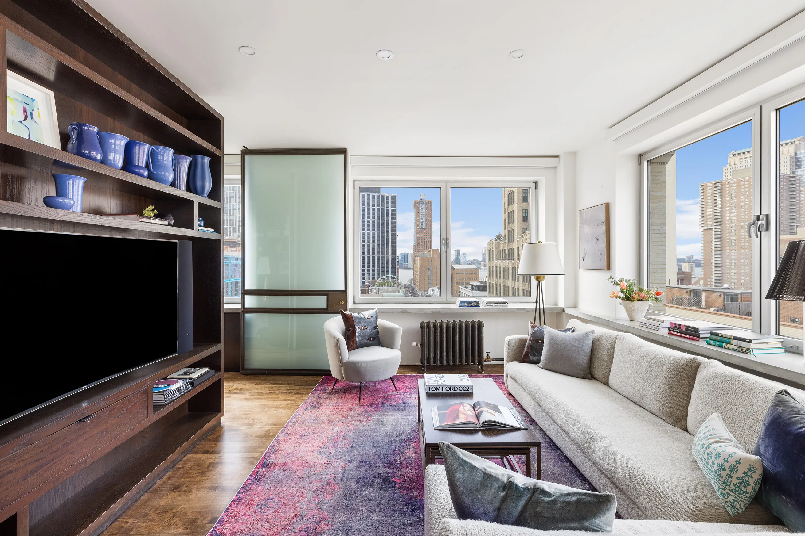 90 West Broadway #11 in Tribeca, Manhattan | StreetEasy