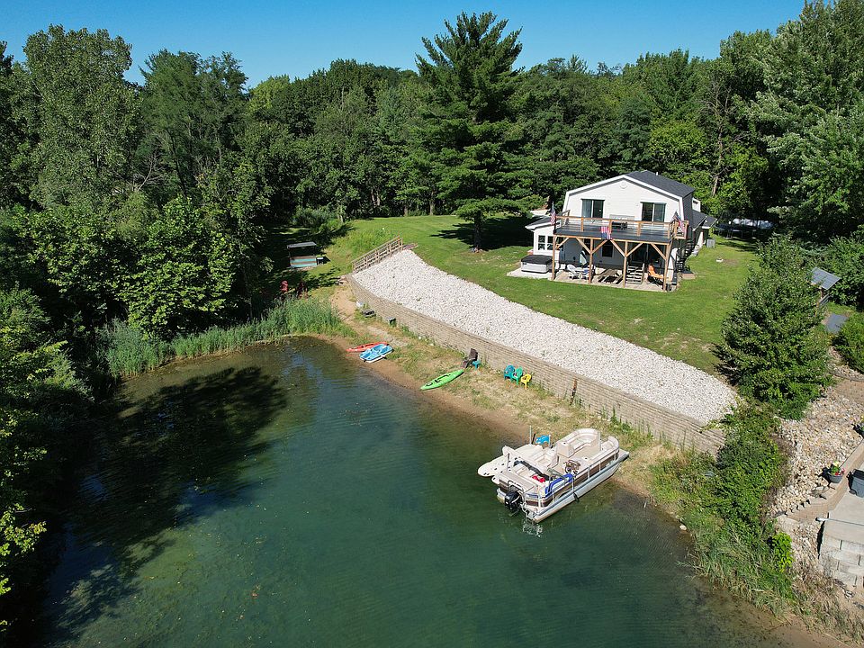 2245 Hideaway Ct, Morris, IL 60450 | Zillow