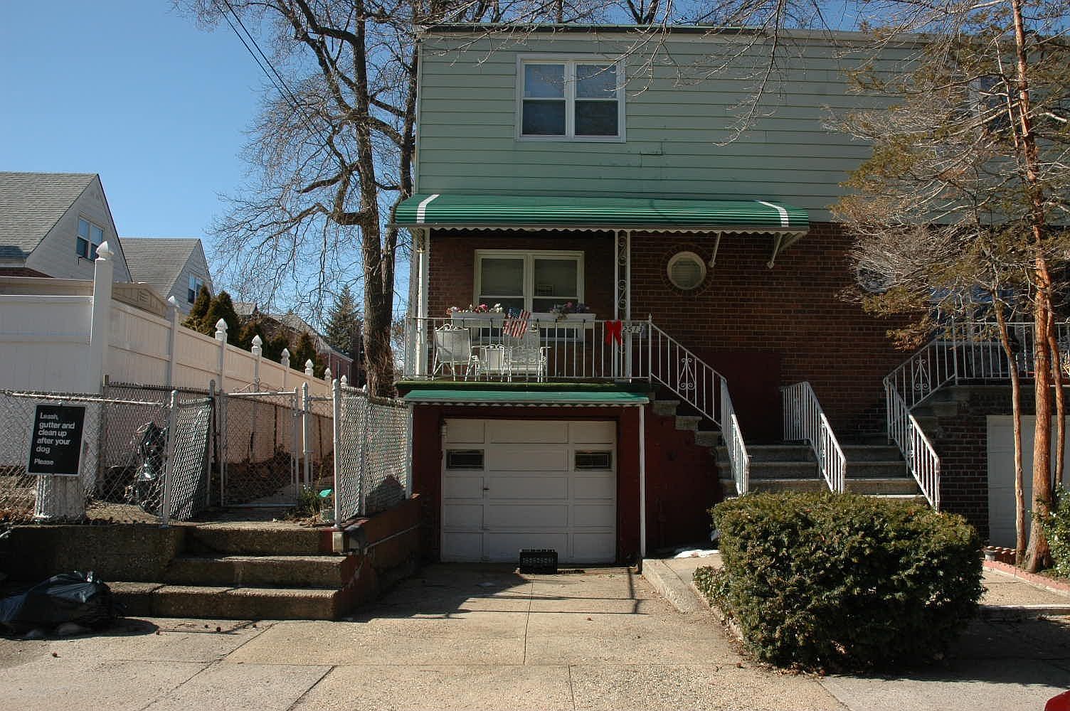 2513 Fish Ave, Bronx, NY 10469 | Zillow