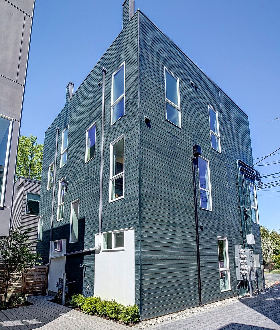 2705 E Yesler Way UNIT B, Seattle, WA 98122 | Zillow