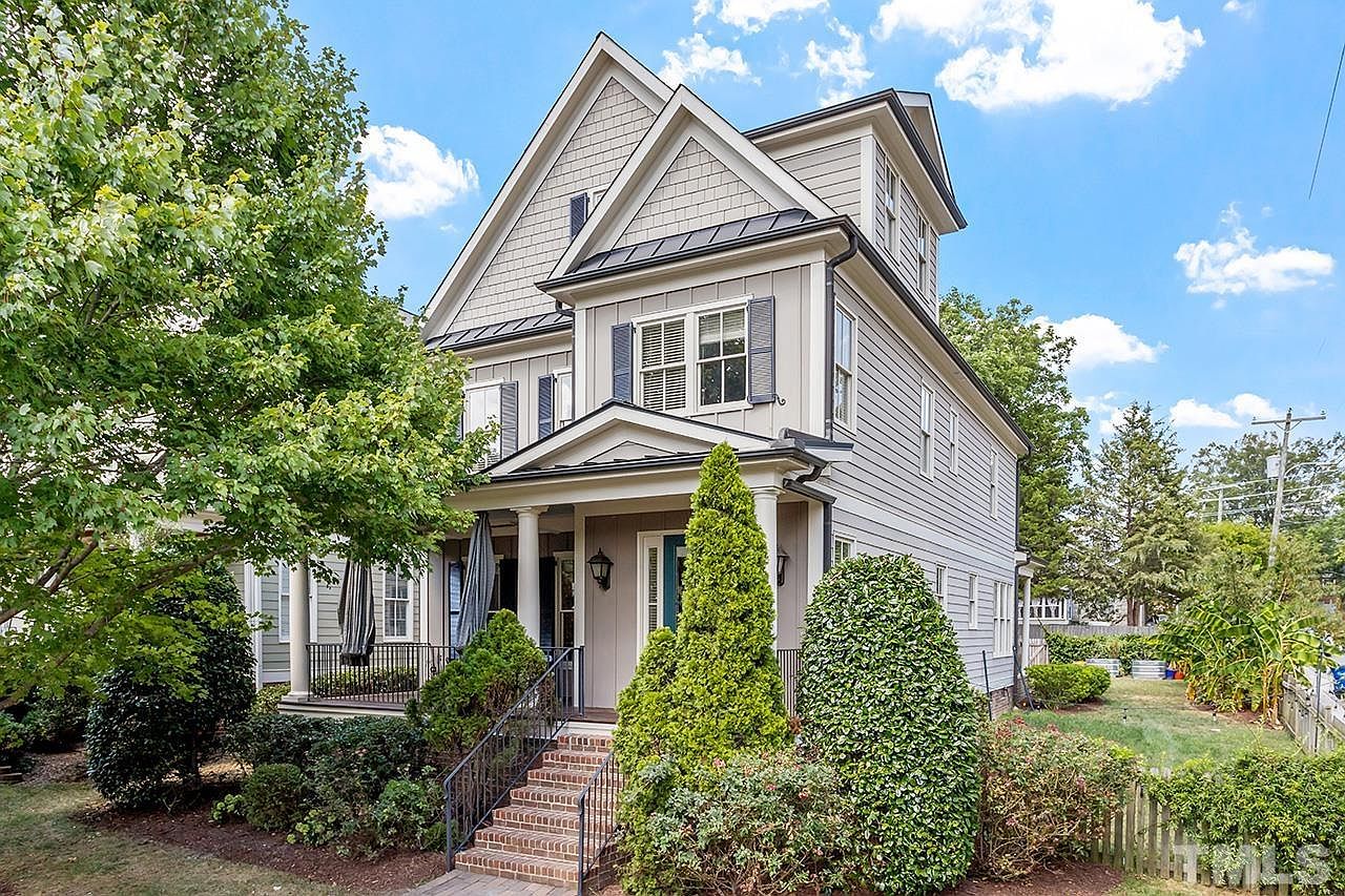 3100 Raymond St, Raleigh, NC 27607 | MLS #2530153 | Zillow