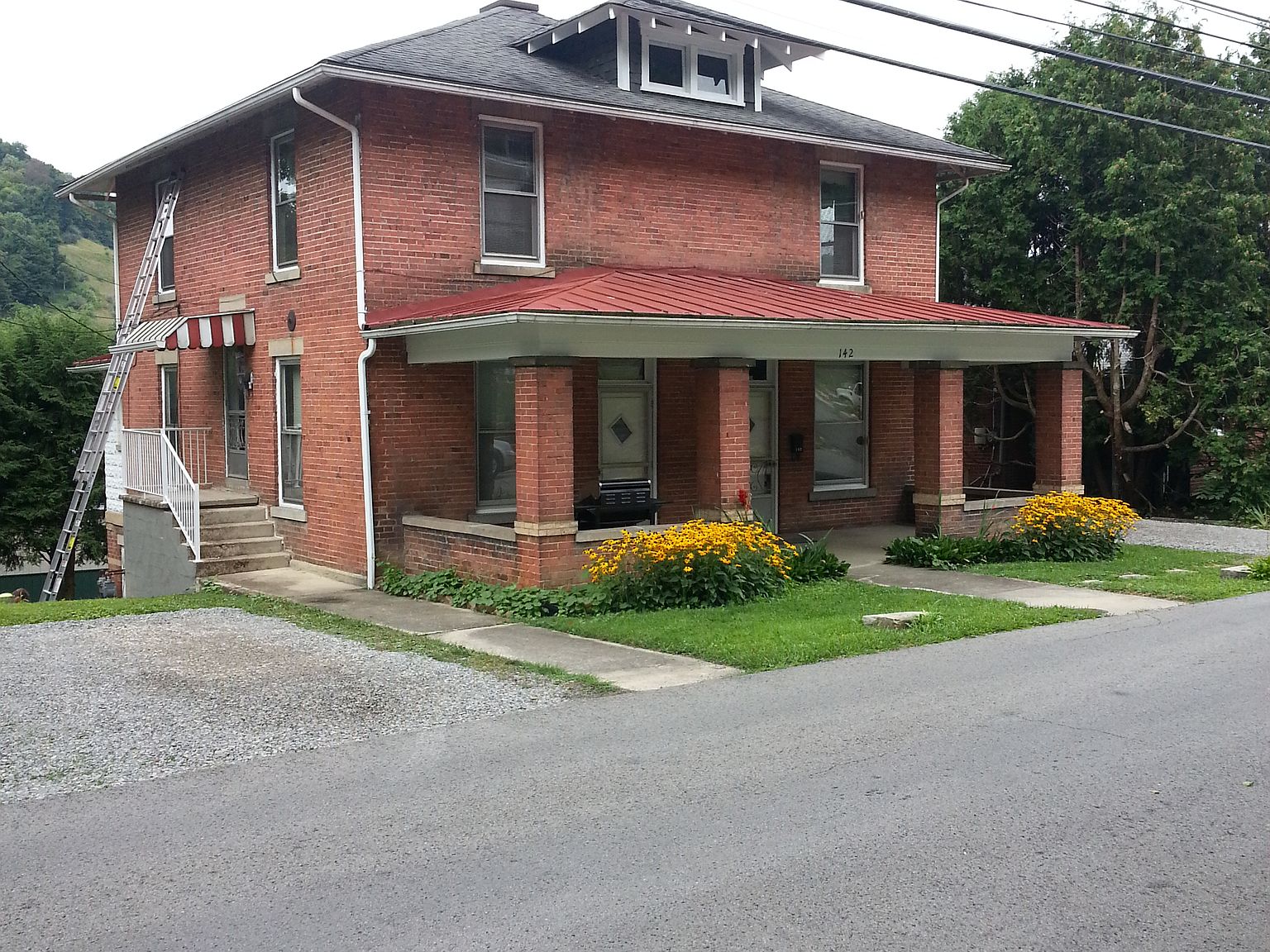 1-146 S Walnut St, Philippi, WV 26416 | Zillow