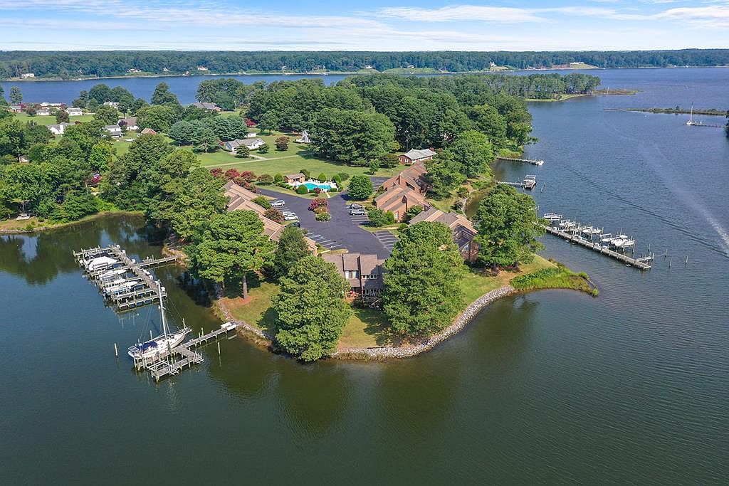 51 Hudgins Point Ln, Cobbs Creek, VA 23035 | Zillow