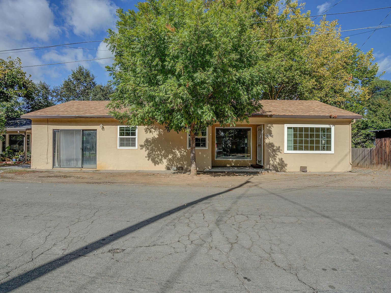 2230 Concord Ln, Redding, CA 96001 | MLS #23-4183 | Zillow