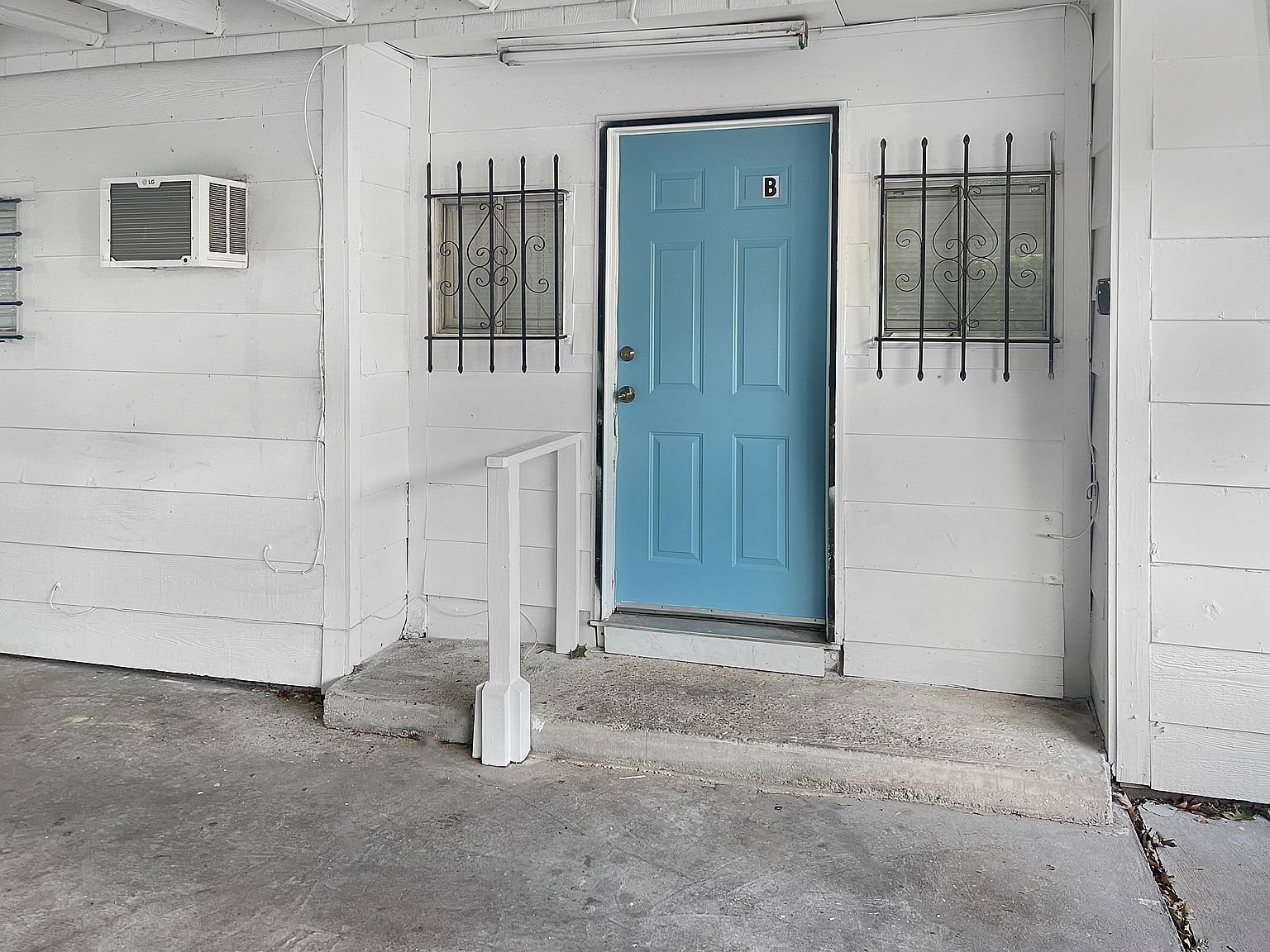 1565 Murl St, New Orleans, LA 70114 | Zillow
