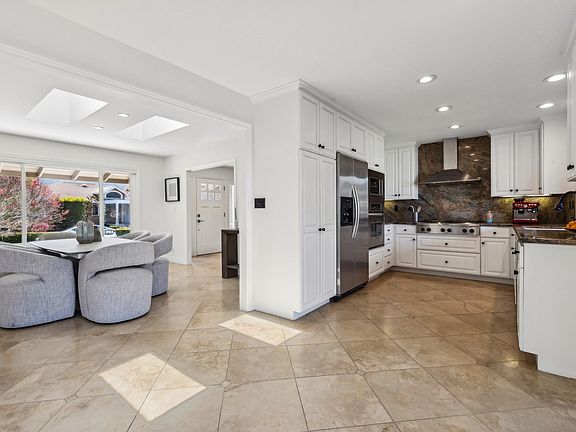 352 Riviera Cir, Larkspur, CA 94939 | Zillow