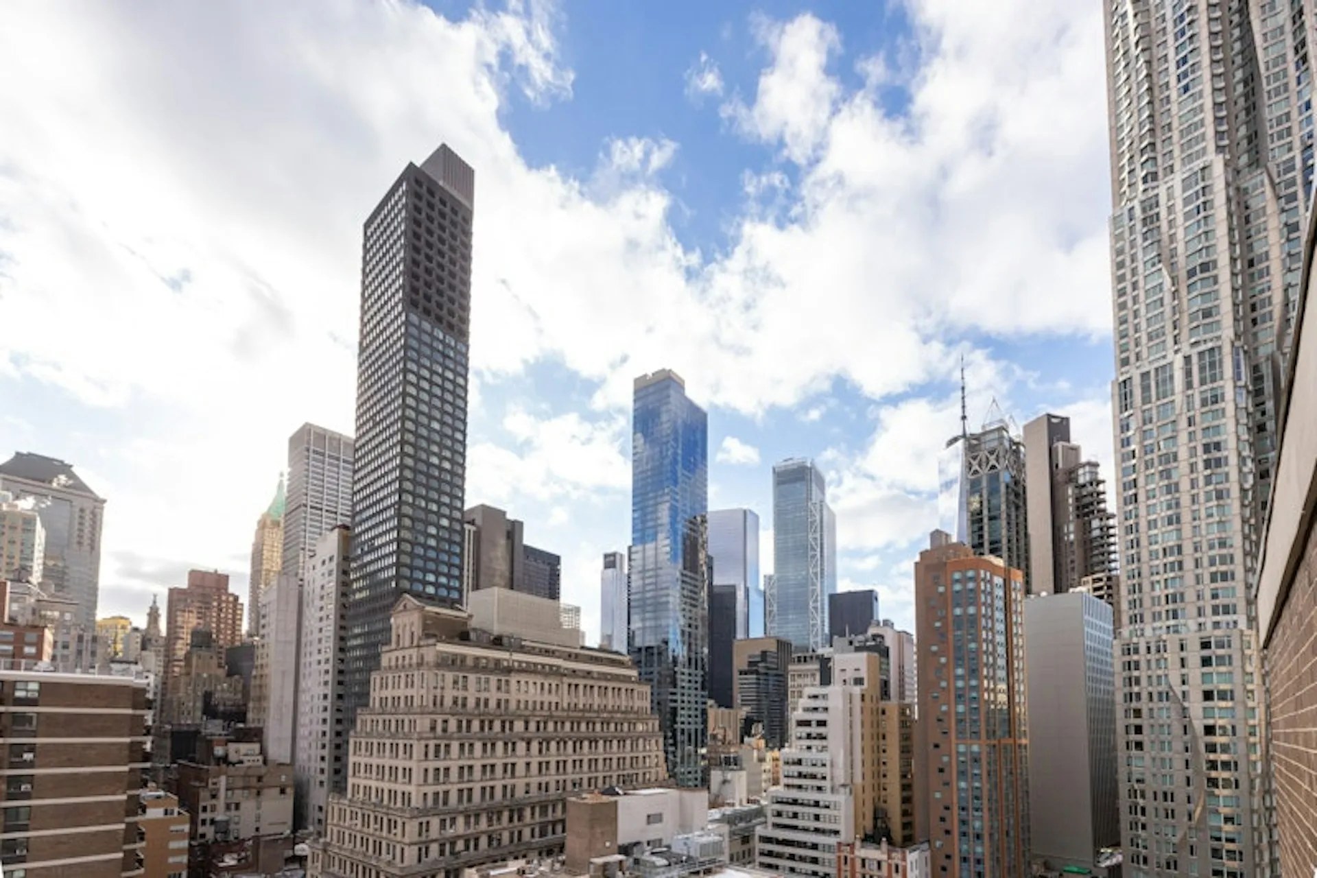 90 Gold Street #27M in Fulton/Seaport, Manhattan | StreetEasy