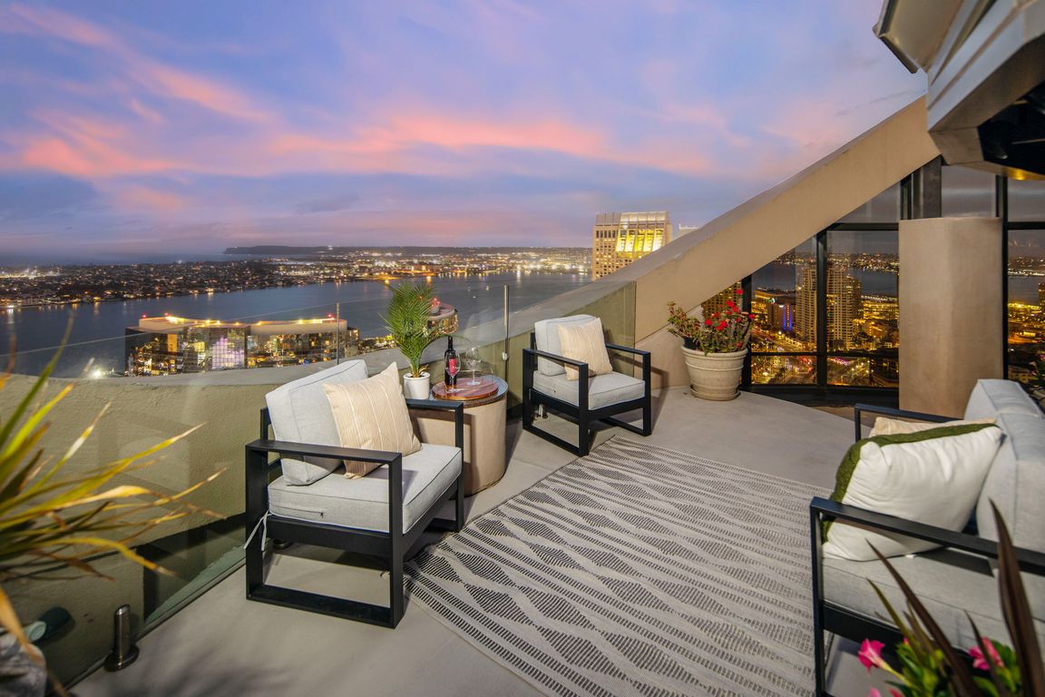 100 Harbor Dr UNIT 3902, San Diego, CA 92101 | Zillow