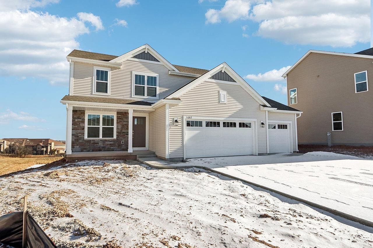 1682 Ridgeview CIRCLE, Port Washington, WI 53074 | Zillow