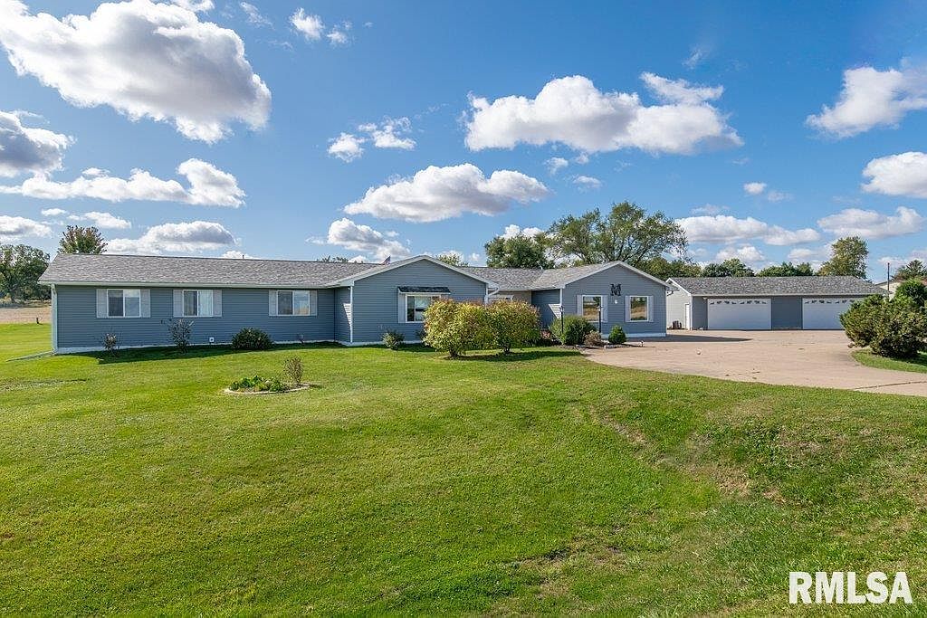 14115 290th St, Donahue, IA 52746 | Zillow