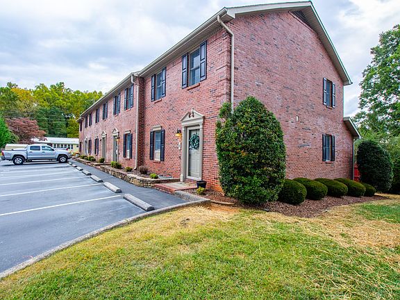 1205 E 8th Ave APT 1, Johnson City, TN 37601 | Zillow