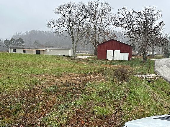 238 Roark Rd, Annville, KY 40402 | Zillow