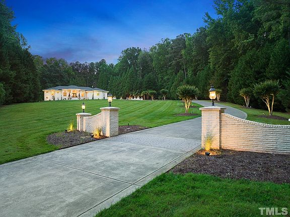 2700 Bernard Cir, Durham, NC 27705 | MLS #2516001 | Zillow