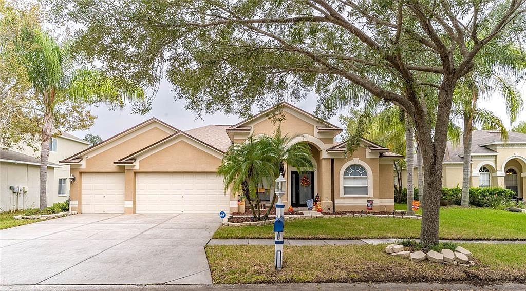 4241 Sandy Shores Dr, Lutz, FL 33558 | MLS #W7858886 | Zillow