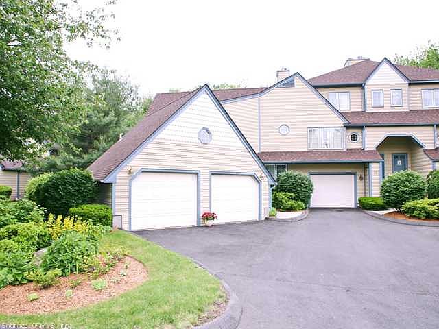 14 L Hermitage Dr, Shelton, CT 06484 | Zillow