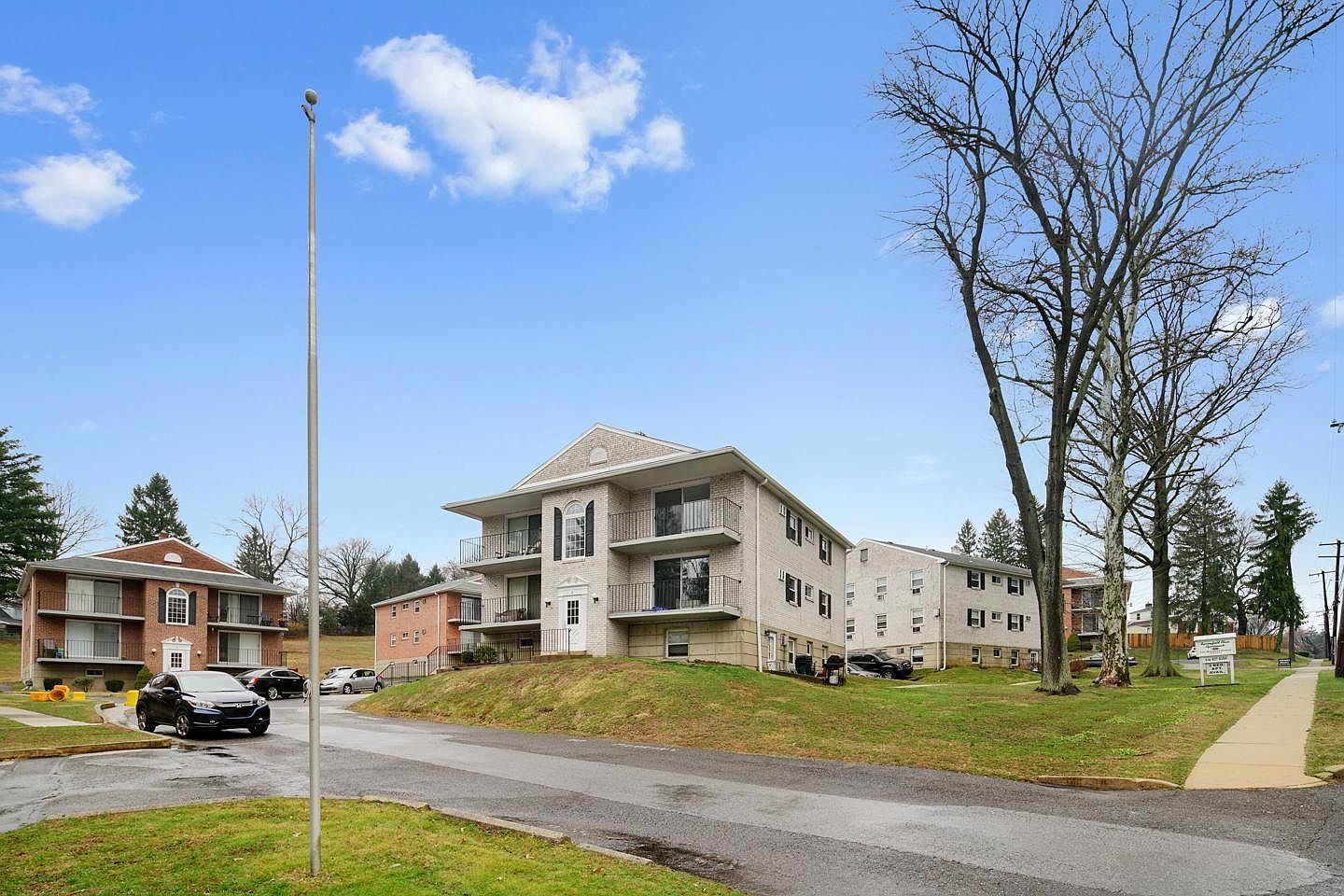 420 E Woodland Ave #2B, Springfield, PA 19064 | Zillow