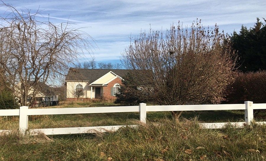 387 Garvine Mill Rd, Fawn Grove, PA 17321 | Zillow