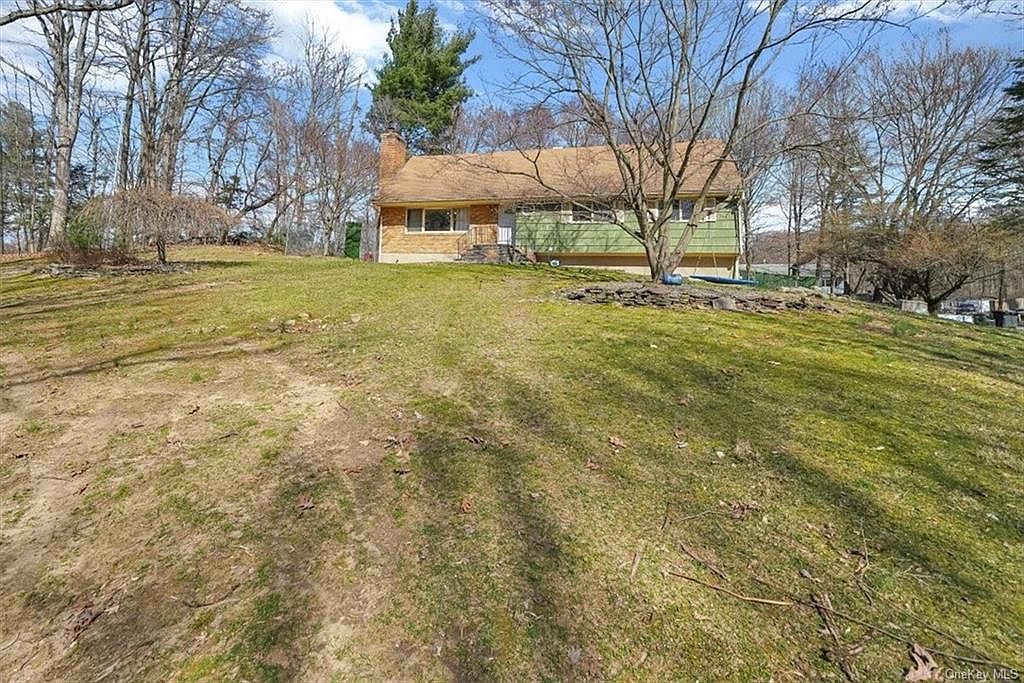 190 Summit Park Road, Spring Valley, NY 10977 | Zillow
