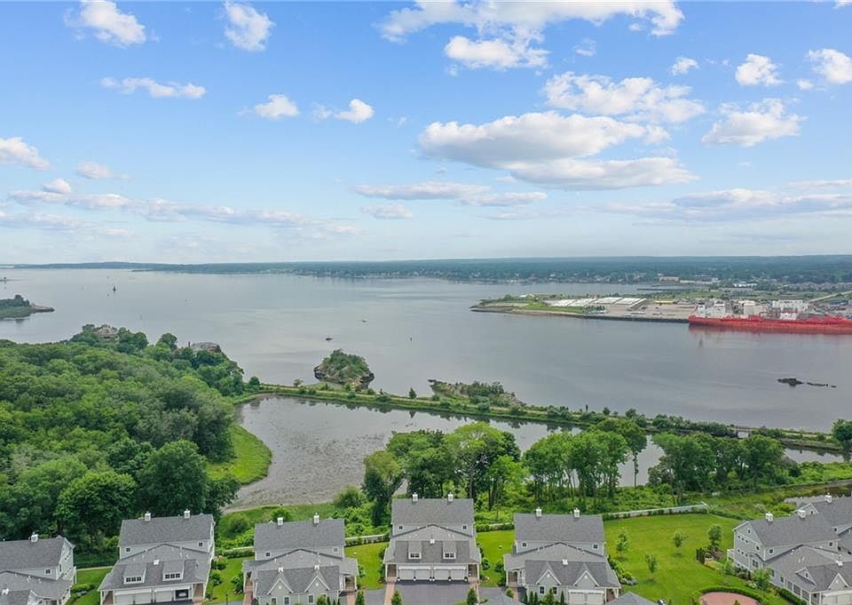 40 Kettle Point Ave, East Providence, RI 02914 | MLS #1288492 | Zillow