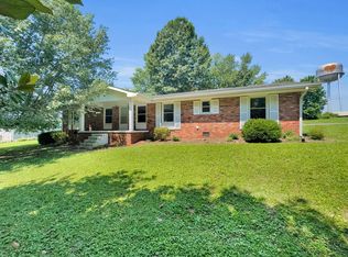 14 Oak Ln, Pleasant Shade, TN 37145 | MLS #2924514 | Zillow