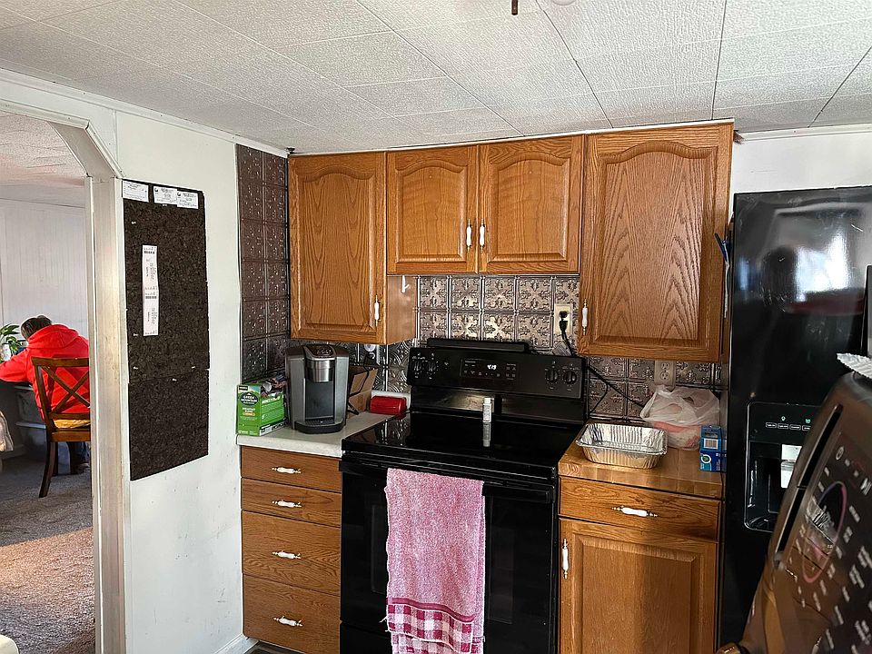 305 E Lincoln Ave, Amherst, NE 68812 | Zillow