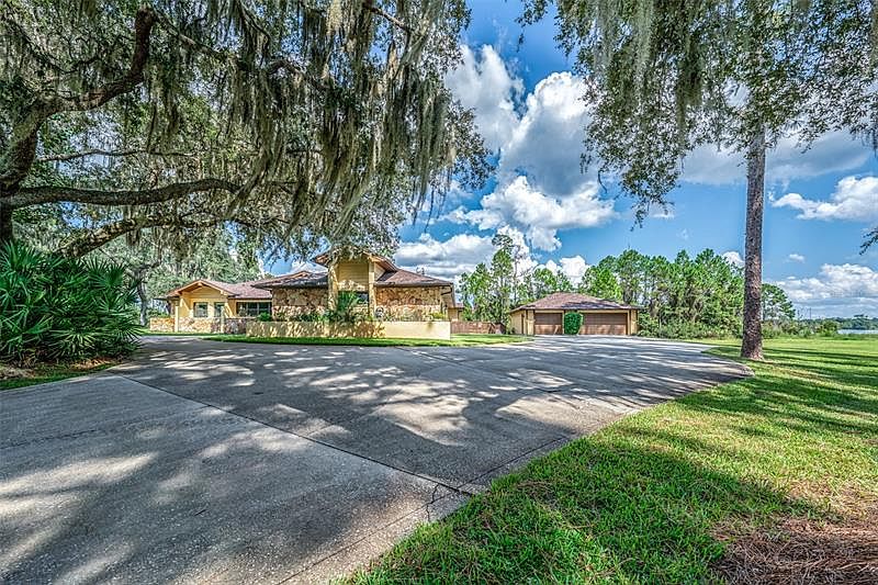 340 Valley Stream Dr, Geneva, FL 32732 | Zillow