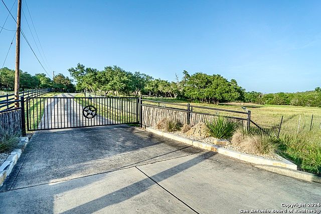 747 & 799 Stallion Estates, Spring Branch, TX 78070 | MLS #1793604 | Zillow