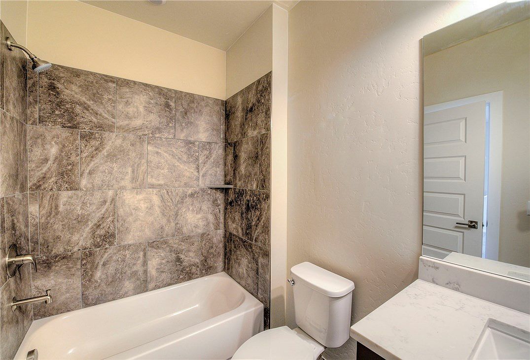 235 E Labonte Dr #105, Dillon, CO 80435 | Zillow