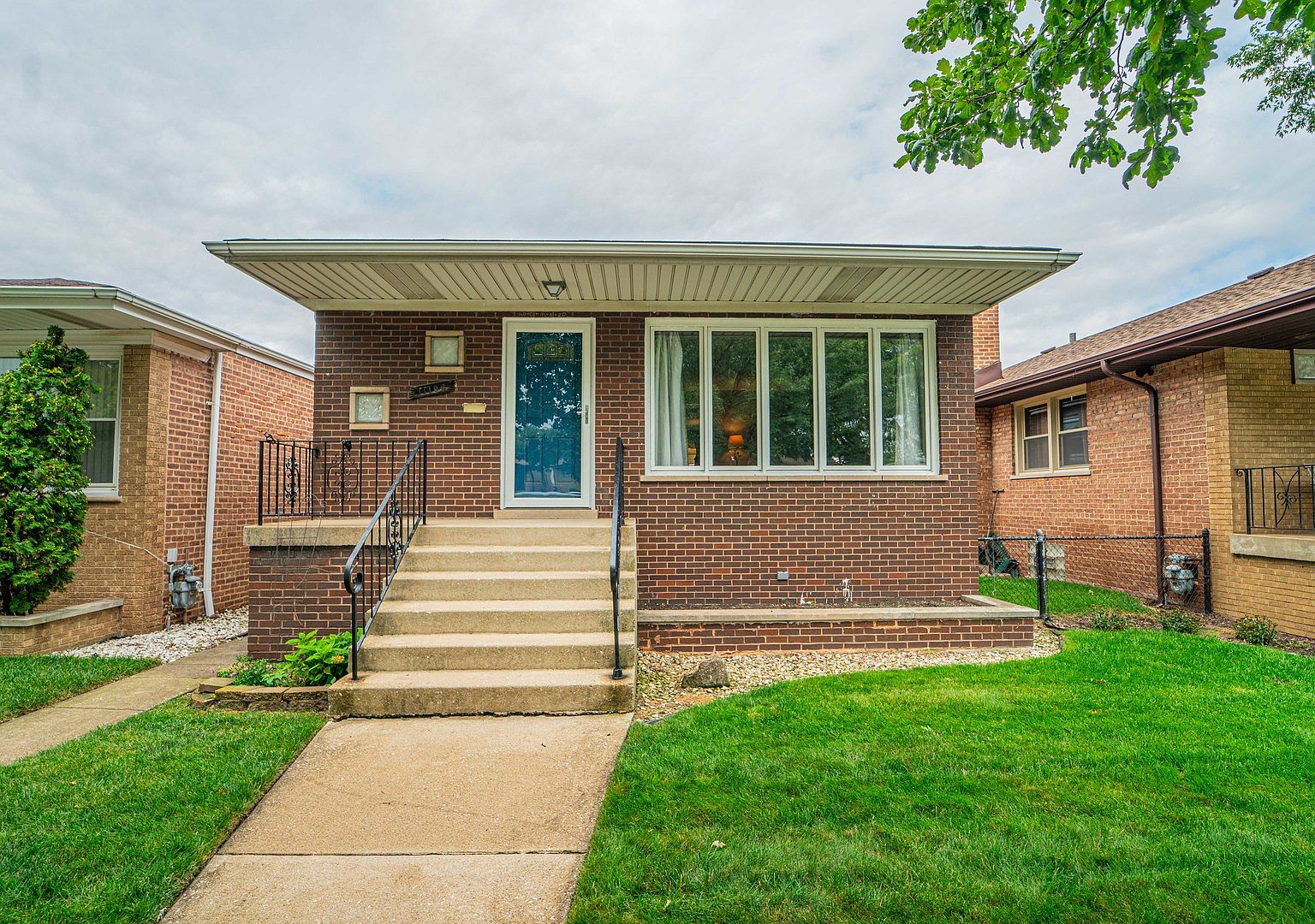 11104 S Ewing Ave, Chicago, IL 60617 | Zillow