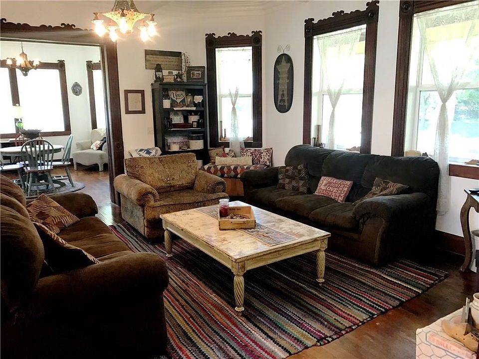 204 E Main St, Saint Paris, OH 43072 | Zillow