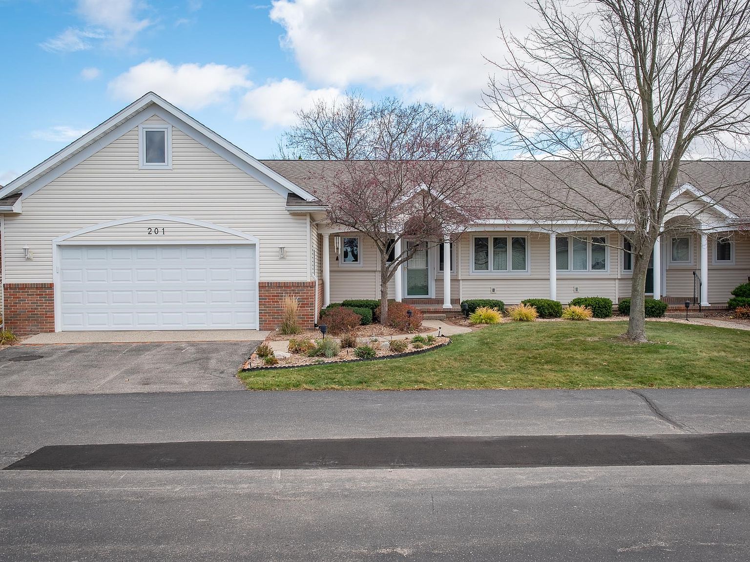 201 Morning Meadow Way S, Midland, MI 48640 | Zillow