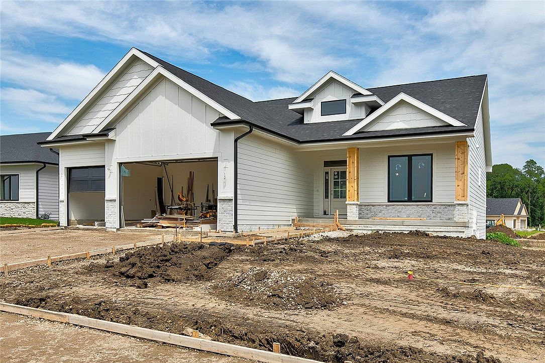 17317 N Valley Dr, Urbandale, IA 50323 | MLS #697719 | Zillow